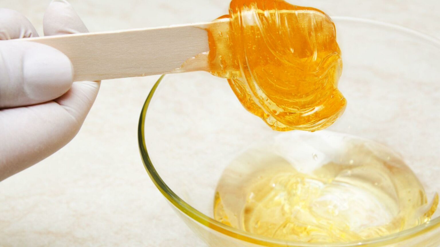 Pourquoi choisir l’épilation à la cire chez Happy Beauty